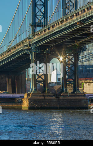 Bridge Cafe New York City Stock Photo - Alamy