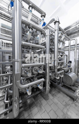 A pressure vessel, to be used as chemical reactor in a petrochemical ...