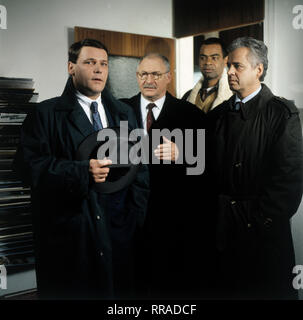 MICHAEL ANDE (Heymann), WALTER PLATHE (Jürgen Luban), EVA KRYLL ...