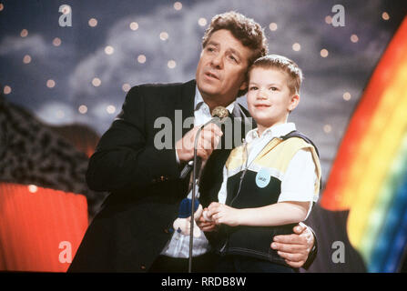 KINDERQUATSCH MIT MICHAEL MICHAEL SCHANZE mit BOBBY FLITTER, DJ BOBO ...