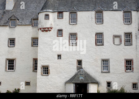 Cultural Tourism: external view Traquair House, the oldest inhabitant ...