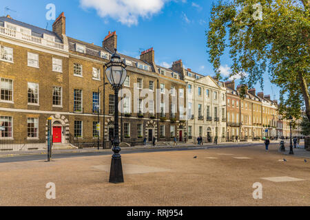 Beautiful Georgian architecture in Bedford Square in Bloomsbury, London ...