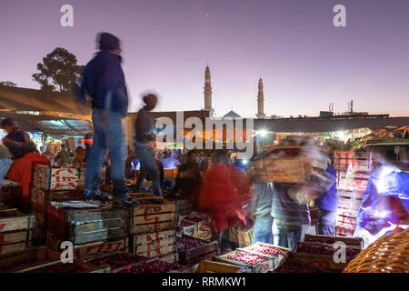 Shola Market, Addis Ababa, Ethiopia Stock Photo - Alamy