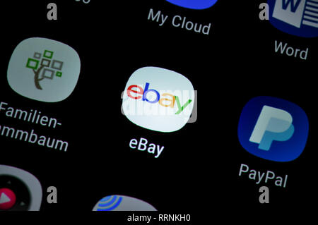 Smartphone, display, ext., Ebay, Display, App Stock Photo - Alamy