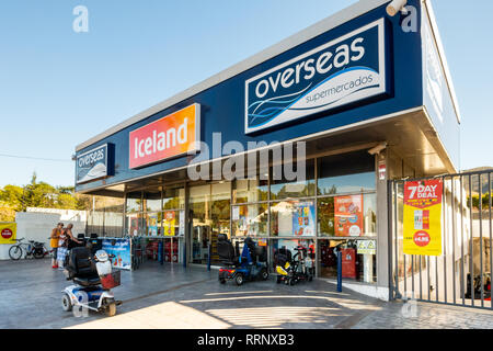 Frozen food specialist Iceland Overseas retail outlet in Avenida Doctor ...