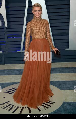 Julianne Hough attends the Vanity Fair Oscar Party at Wallis Annenberg ...