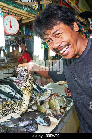 Philippines Palawan Puerto Princesa central fish market Stock Photo - Alamy