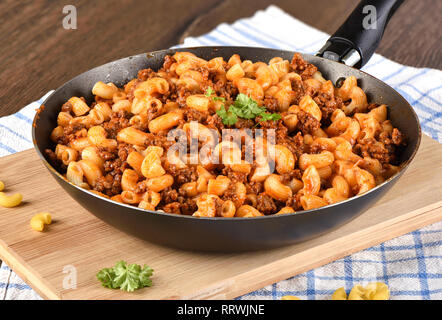 Makaroni po flotski russian national dish. Pasta with ground beef and ...