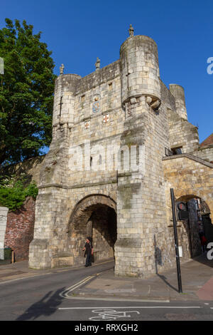 Bootham Bar Gate in the city walls of York, North Yorkshire, England ...