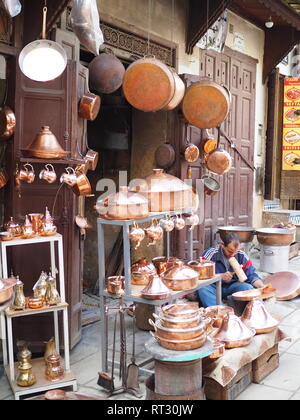 Copper pots, Fes, Morocco Stock Photo - Alamy
