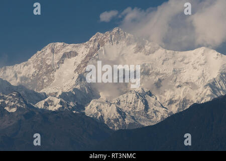 Scenic view of Singalila Range, Great Himalaya Range, Sikkim, India ...