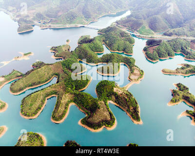 Qiandao Lake, Chun'an, Zhejiang Province, China Stock Photo - Alamy