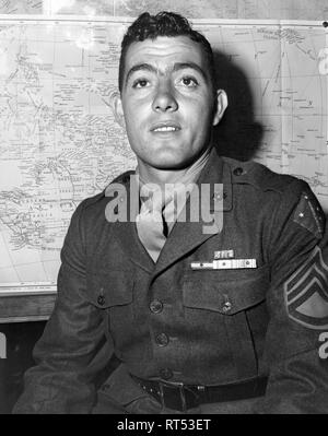 John Basilone, a Marine Gunnery Sergeant with his Medal of Honor, won ...