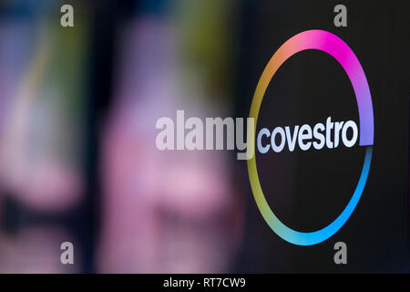 Duesseldorf, Deutschland. 25th Feb, 2019. The Covestro logo, feature ...