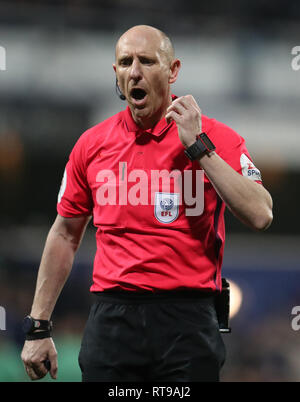 Referee Andy Davies Stock Photo - Alamy