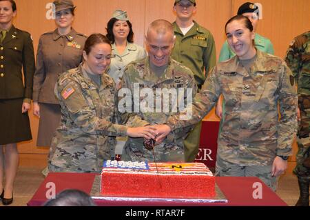 U.S. Army Lt. Col. Stephanie Batten, Deputy Commander of Clinical for ...
