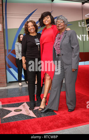 LOS ANGELES - JAN 28: Bernice Henson, Taraji P Henson, Patsy Ballard at ...