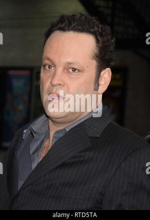 VINCE VAUGHN 2011 Photo By John Barrett/PHOTOlink Stock Photo - Alamy