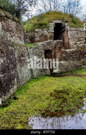 italy, lazio, tarquinia, monterozzi etruscan necropolis, tomb interior ...