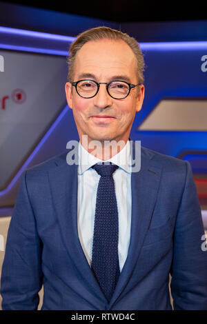 Jan Fleischhauer in der ARD-Talkshow maischberger im Studio Berlin ...