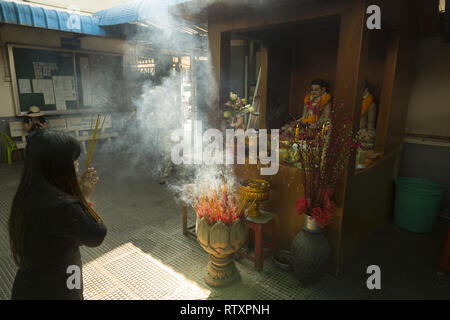 Buddhist ritual in Phnom Penh, Cambodia Stock Photo - Alamy