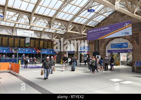 The interior of Sheffield Train Station, Sheffield City Centre South ...