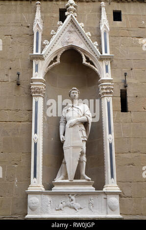 Saint George by Donatello, Orsanmichele Church in Florence, Tuscany ...