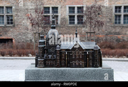 Model of the Great Synagogue Danzig which was destroyed by the Nazis in ...