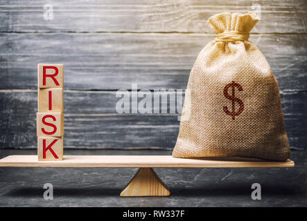 Diagram of financial risks Stock Photo - Alamy