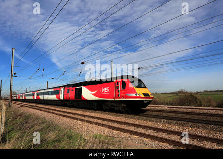 LNER class 43 locomotive 43257 at Darlington railway stationwith a Intercity 125 train on the ...