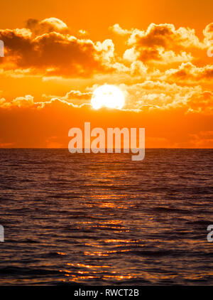 Sunset over Atlantic Ocean, Eluuthera, The Bahamas, The Caribbean Stock ...