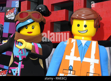 Lucy and Emmet at the Los Angeles premiere of 'The Lego Movie 2: The ...