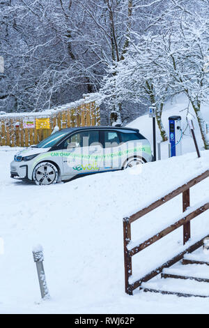 Cable car in Scotland Stock Photo - Alamy