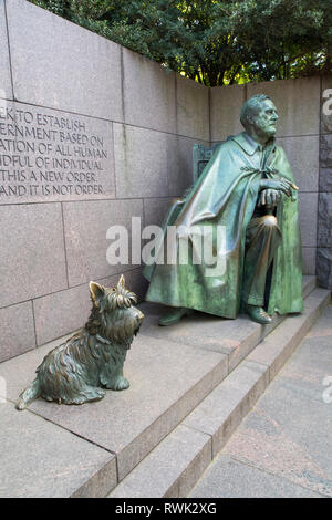 Statue of FDR and his dog Fala at the Franklin Delano Roosevelt ...