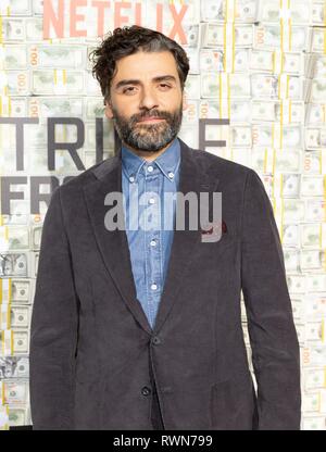 American actor Oscar Isaac attends the premiere of "X- Men : Apocalypse ...