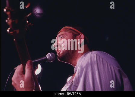 Willy Michl, bayerischer Liedermacher, in München, Deutschland 1980 ...