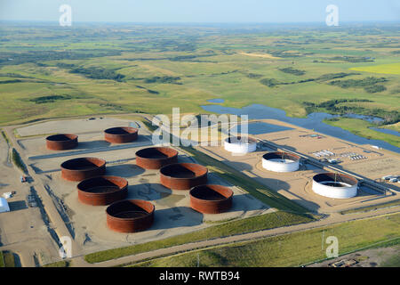 Enbridge Pipeline terminal, Hardisty, Alberta Stock Photo - Alamy