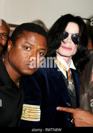 Michael Jackson and brother Marlon last Sunday August 15th 2004 at the ...