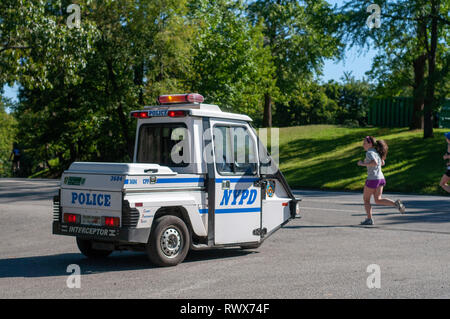 NYPD 3 wheeled Interceptor vehicle on Brooklyn bridge, New York city ...