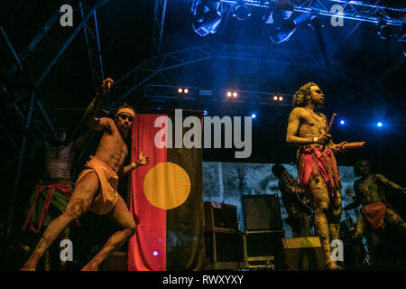 Aboriginal and balanda band members of the Australian band Yothu Yindi ...