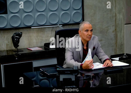 Replicas is a 2018 American science fiction thriller film directed by ...