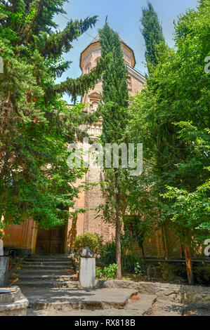 Jvaris Mama Church in the old town of Tbilisi, Georgia Stock Photo - Alamy
