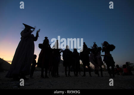 Himba and herero women dance together Stock Photo - Alamy