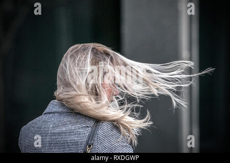 wind,hair,windswept,bad hair day,wind blown hair,long Stock Photo - Alamy