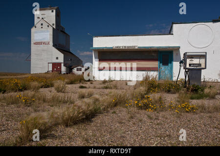 Hodgeville, Lawtonia 135, Saskatchewan, Canada Stock Photo - Alamy