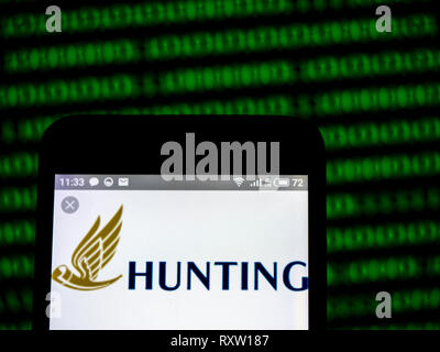 Hunting plc company logo seen displayed on smart phone Stock Photo - Alamy