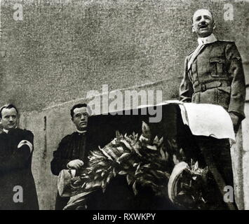 BENITO MUSSOLINI as an Italian soldier during WWI Stock Photo - Alamy