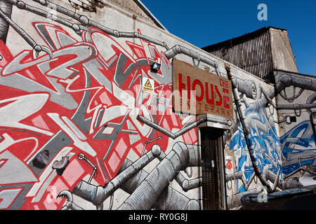 The House Skatepark in Sheffield, a place for skateboarding Stock Photo ...