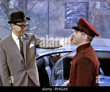 THE INTELLIGENCE MEN (1965) ERIC MORECAMBE, ERNIE WISE INTM 002 Stock ...
