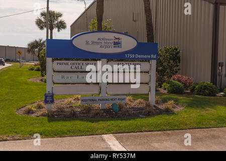 McKinnon St. Simons Island Airport Georgia USA Stock Photo - Alamy